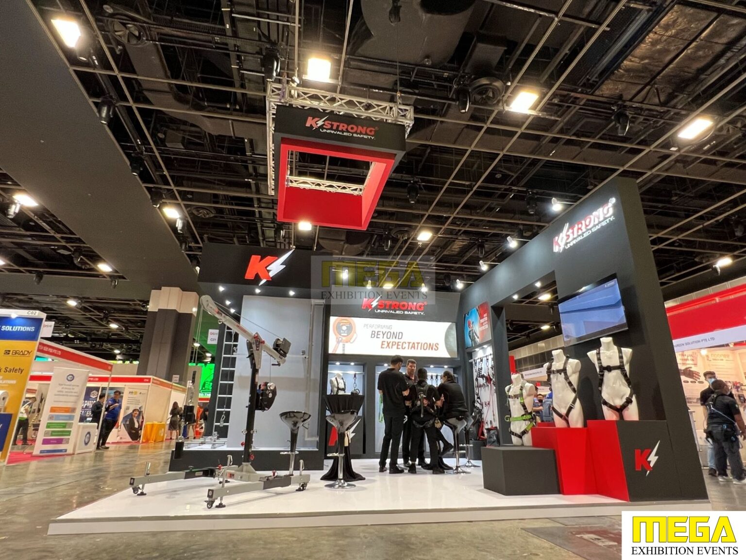 Design & Build Exhibition Booth | Custom Exhibition Booth Contractor